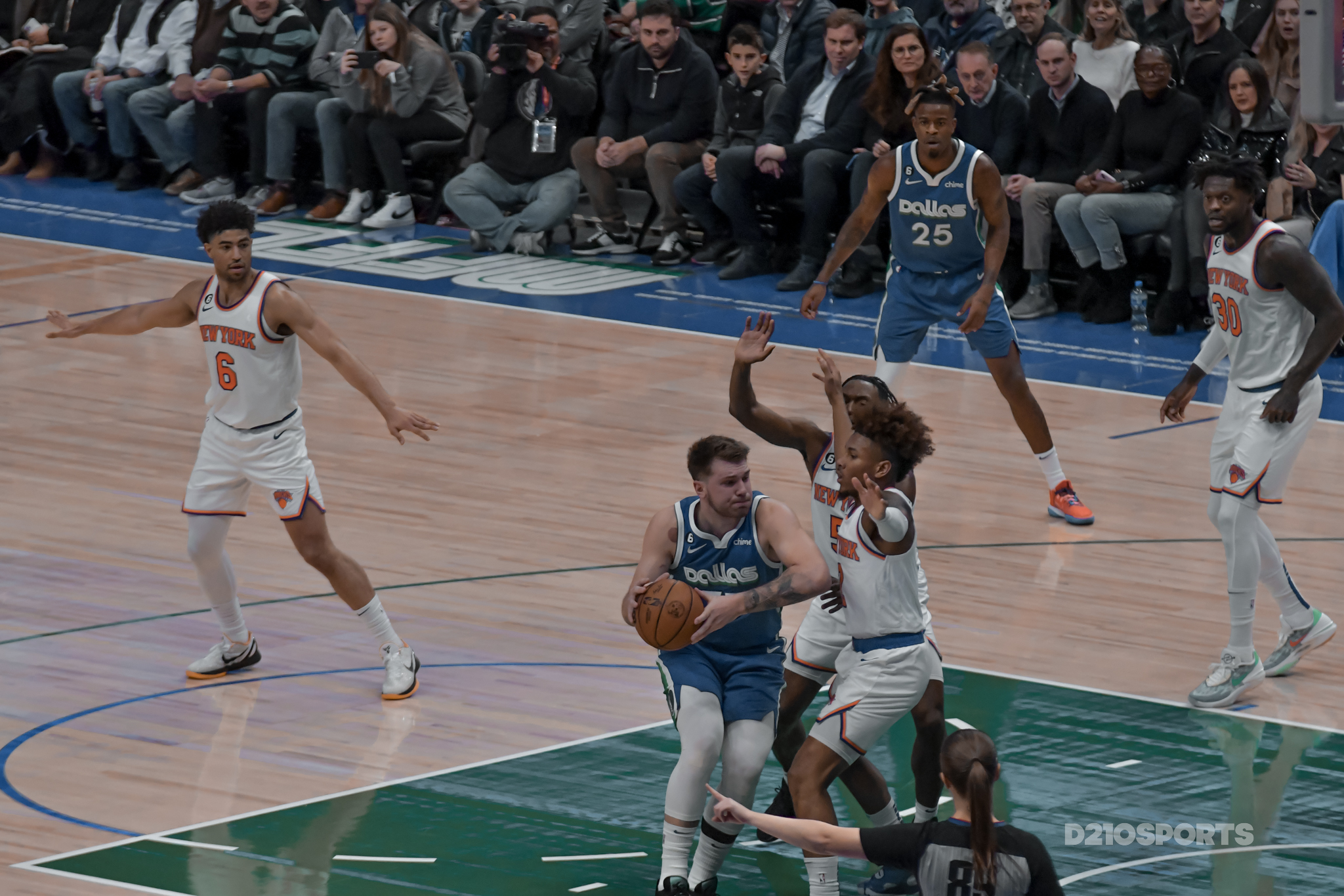 Dallas Mavericks Luka Dončić Drops 60 In Overtime Win Over New York Knicks, 126-121 - D210SPORTS