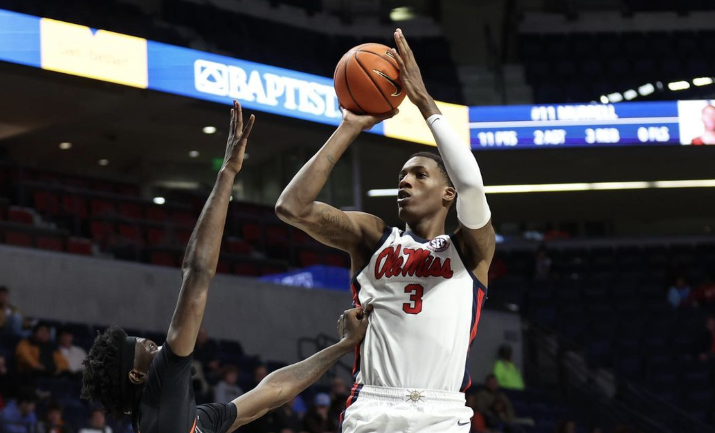 Mavericks Sign Jamarion Sharp - D210SPORTS