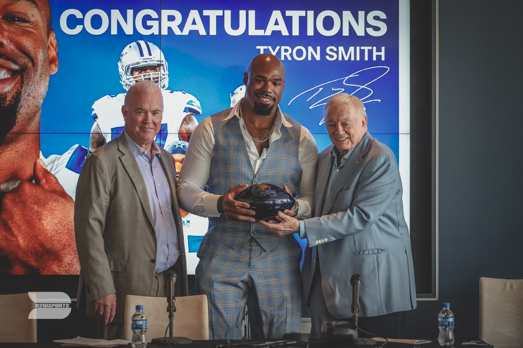 Tyron Smith Announces Retirement With The Dallas Cowboys - D210SPORTS