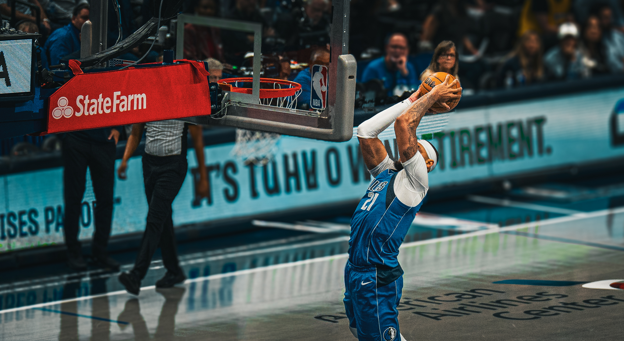 Mavericks Come Up Short Late in 110-102 Loss to Rockets - D210SPORTS